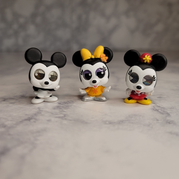 Disney | Toys | Minnie Mouse Doorables Bundle | Poshmark